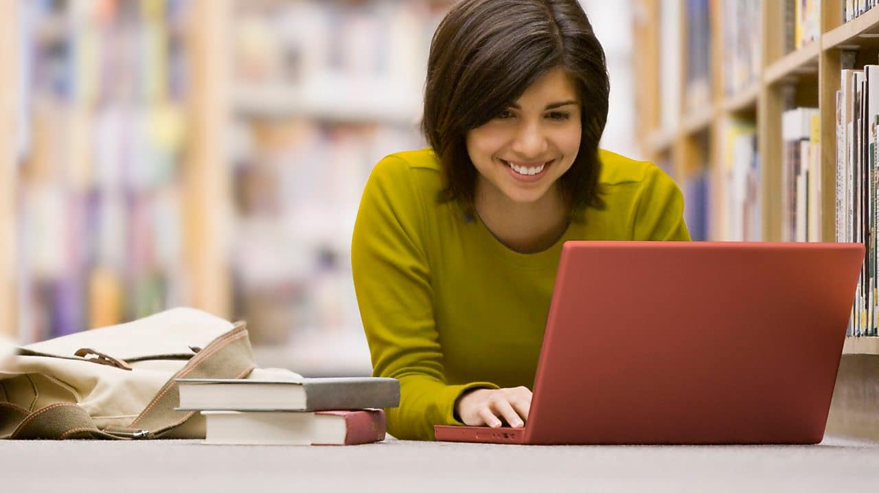 Manage your application | About us